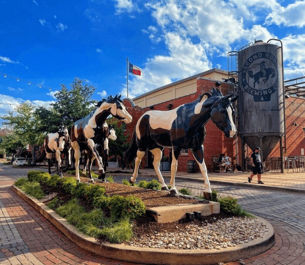 7 Things To Know Before Visiting Mule Alley, Fort Worth's Hidden Gem
